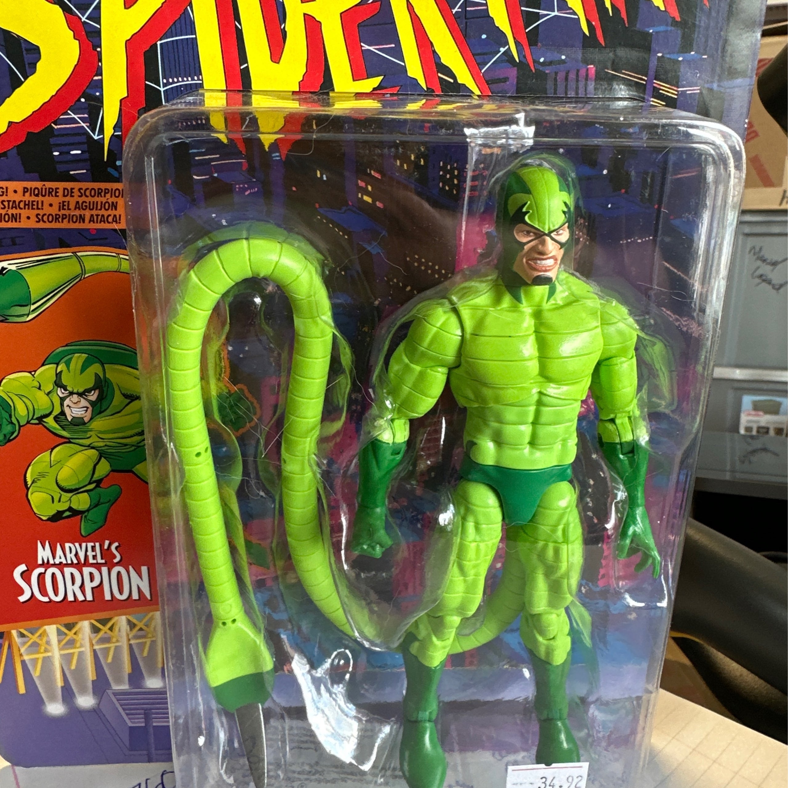 Spider-Man Retro Marvel Legends Scorpion 6-Inch Action Figure ...
